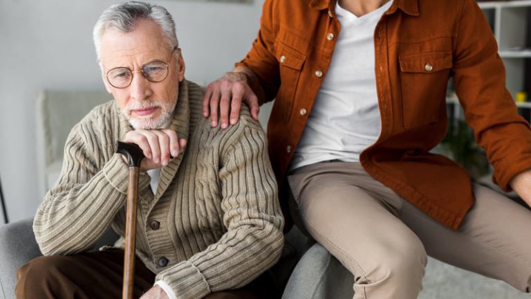 How to Tell Your Parent They Have Dementia | Seniors Guide