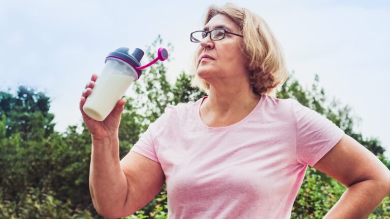 Protein to Combat Muscle Loss in Seniors | Seniors Guide
